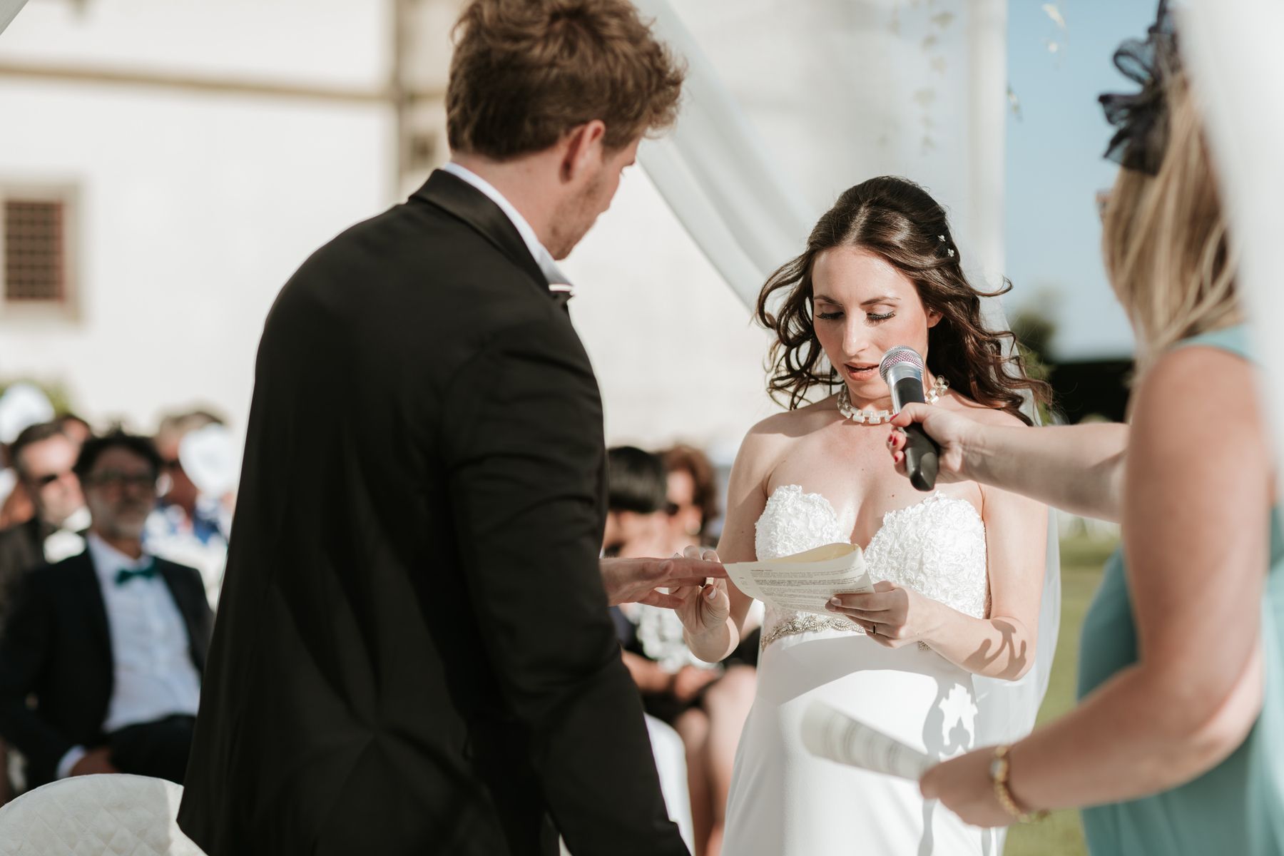 Symbolic Wedding Ceremonies in Tuscany